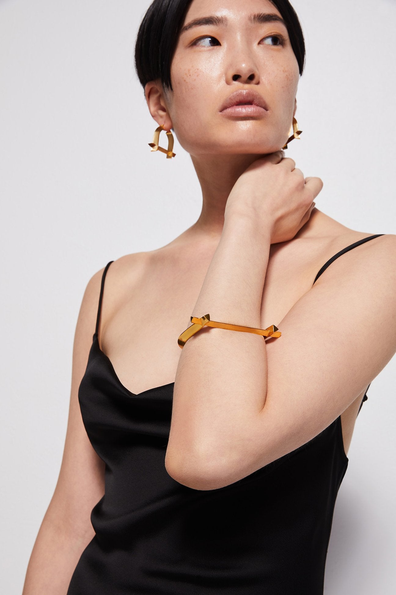 ARC MAXIMA BANGLE – THIRD CROWN